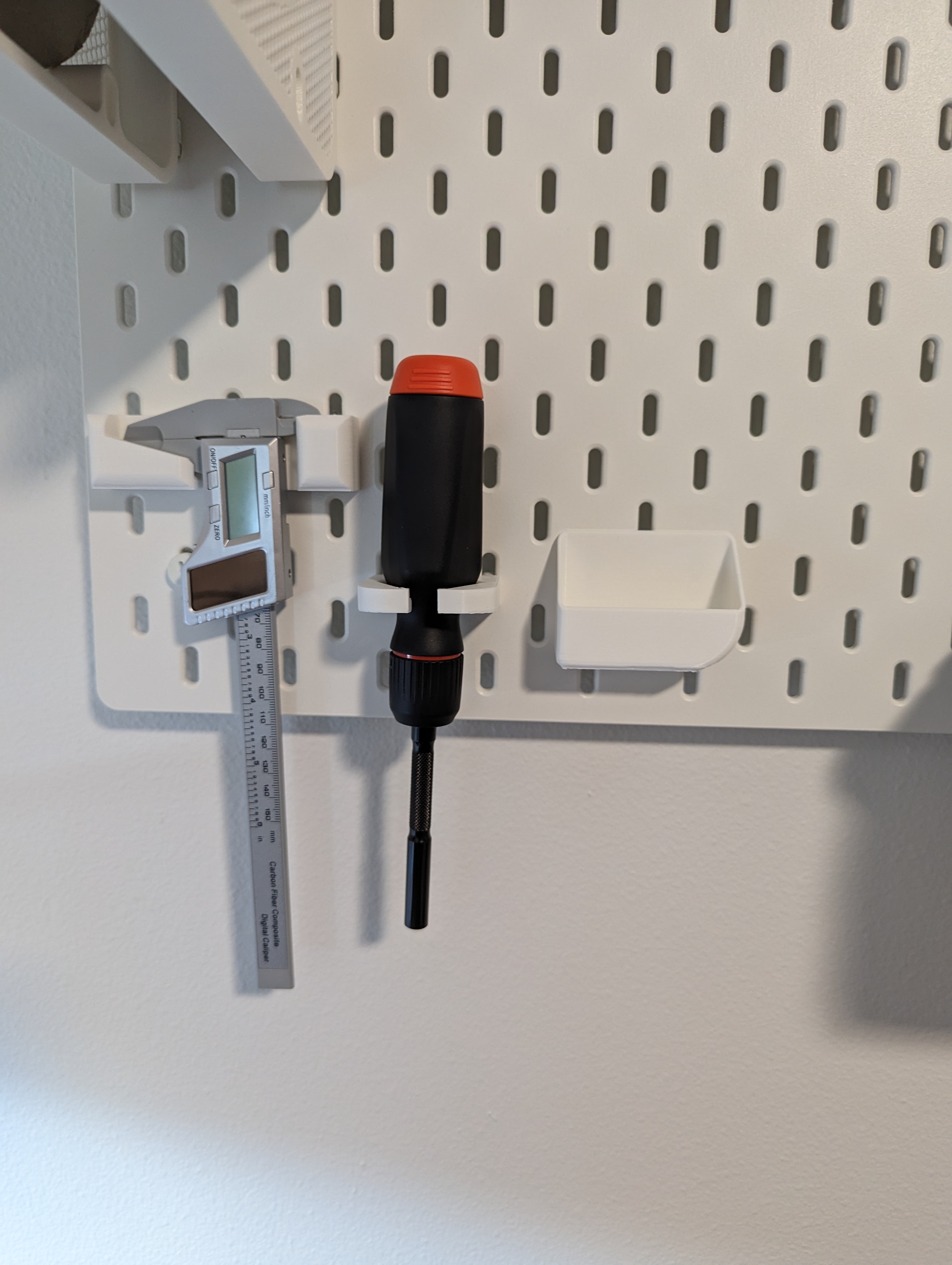 LTT Screwdriver Holder for the Ikea Skadis by Ben | Download free STL model | Printables.com