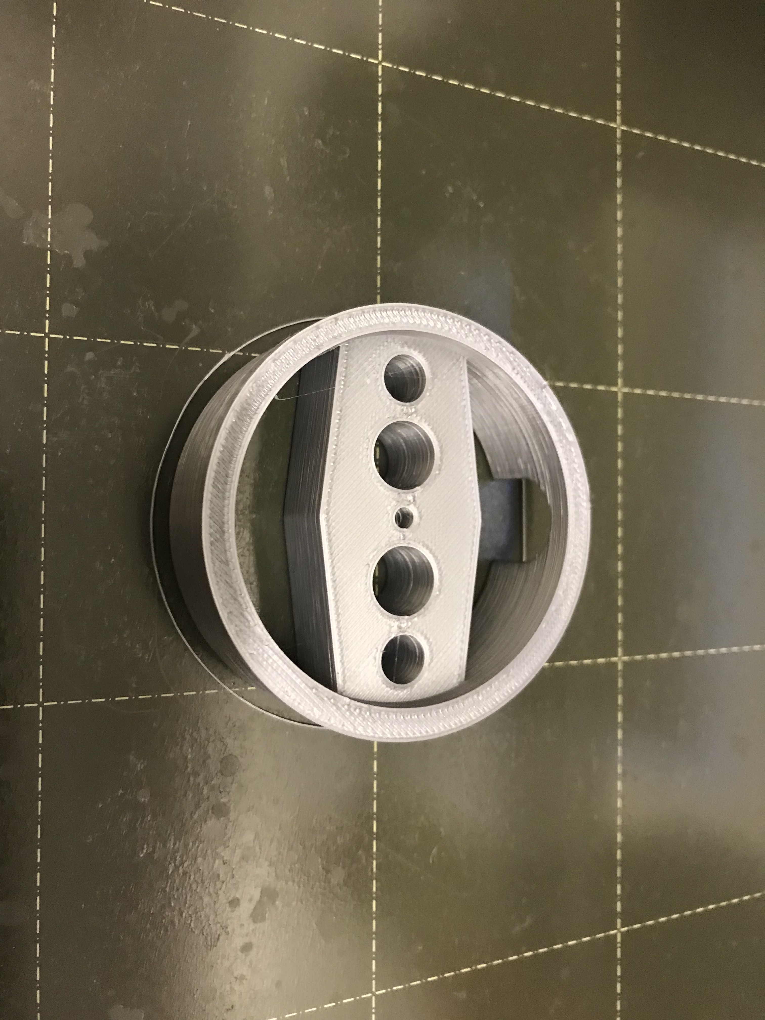 Disky předních a zadních kol a volant ovladače by ZŠ a MŠ Malá Skála ...