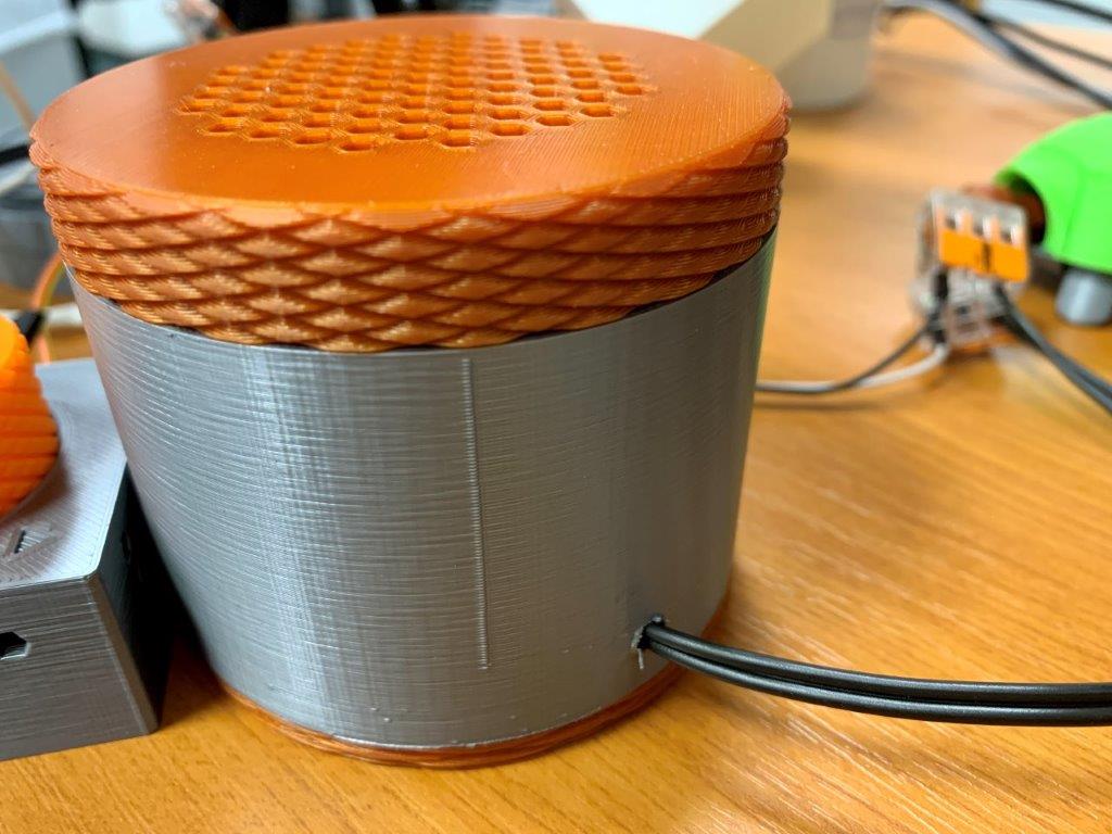 Speaker box by marigu | Download free STL model | Printables.com