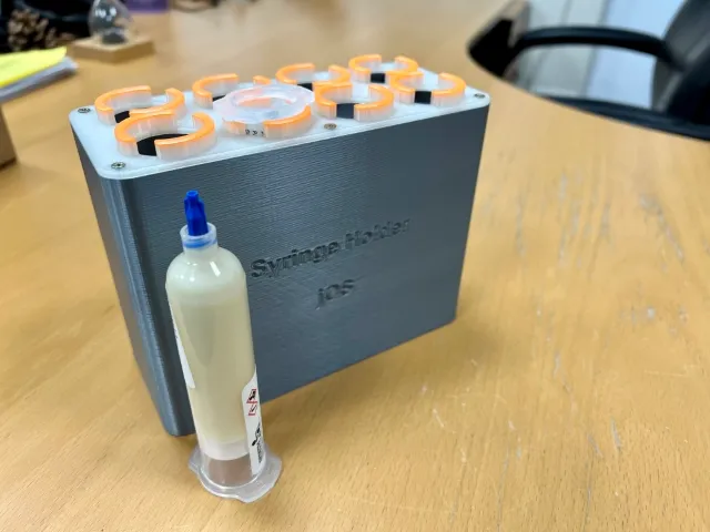 Syringe holder by marigu | Download free STL model | Printables.com