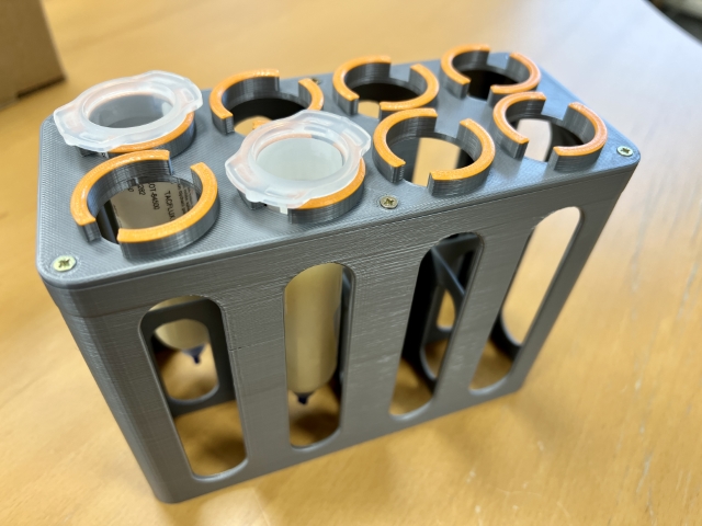 Syringe holder by marigu | Download free STL model | Printables.com