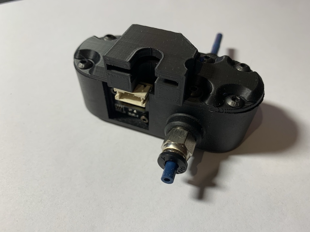 BigTreeTech BTT Smart Filament Sensor Mount for Ender 3 Pro by pascalr ...