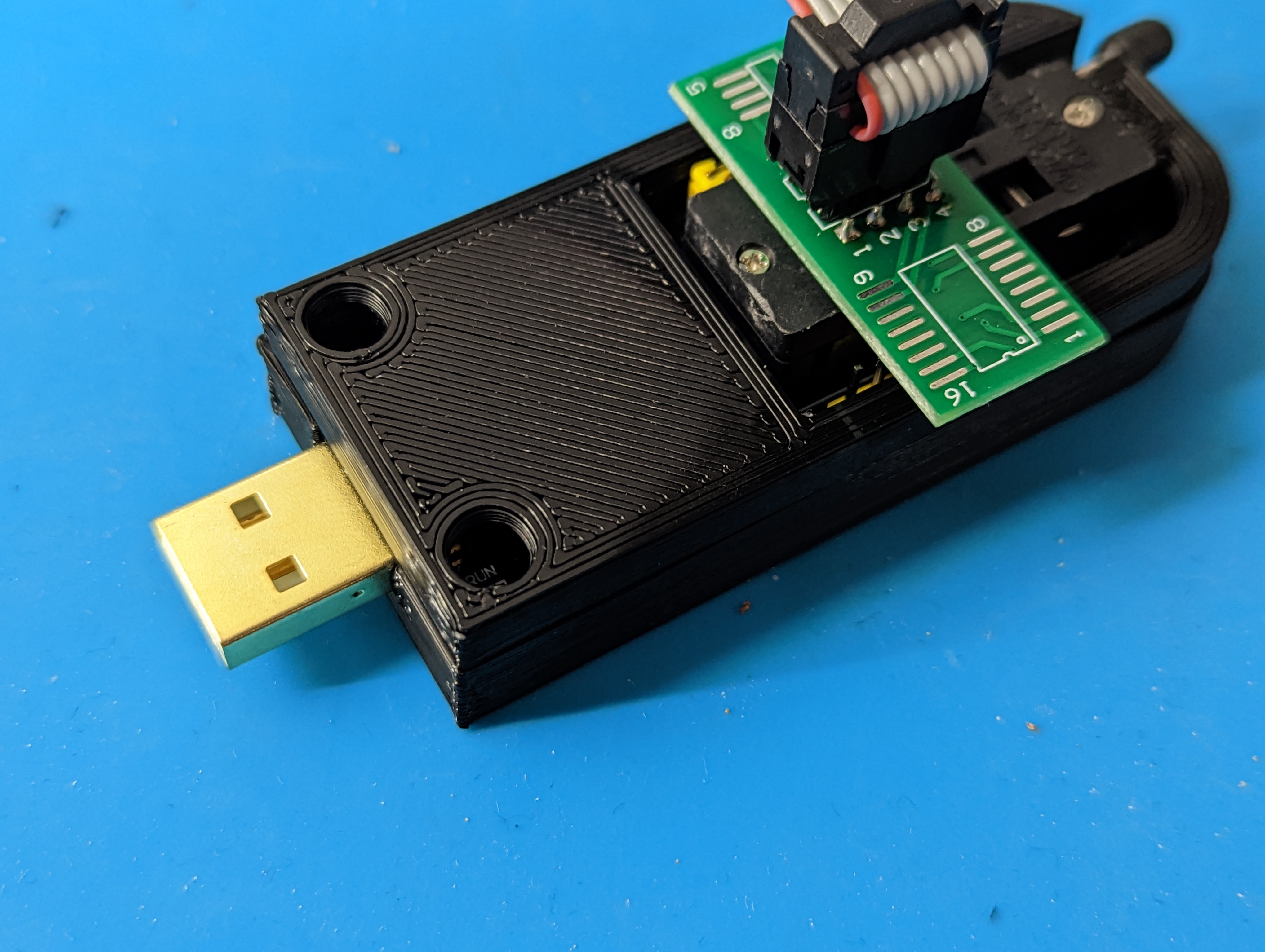 CH341 programmer enclosure with holes for LEDs por byteborg | Descargar ...