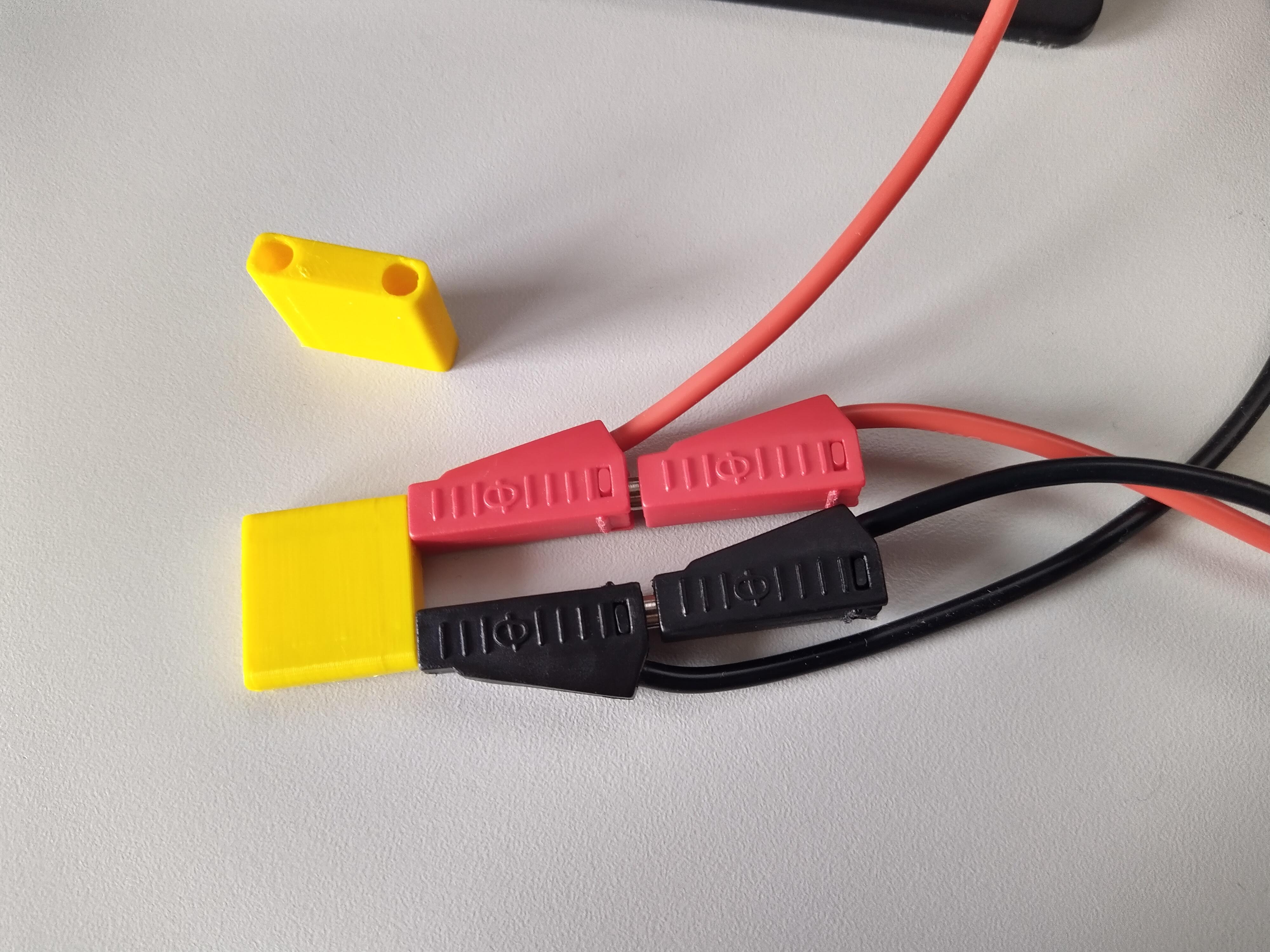 Terminal block for banana connectors by Zoid | Download free STL model ...