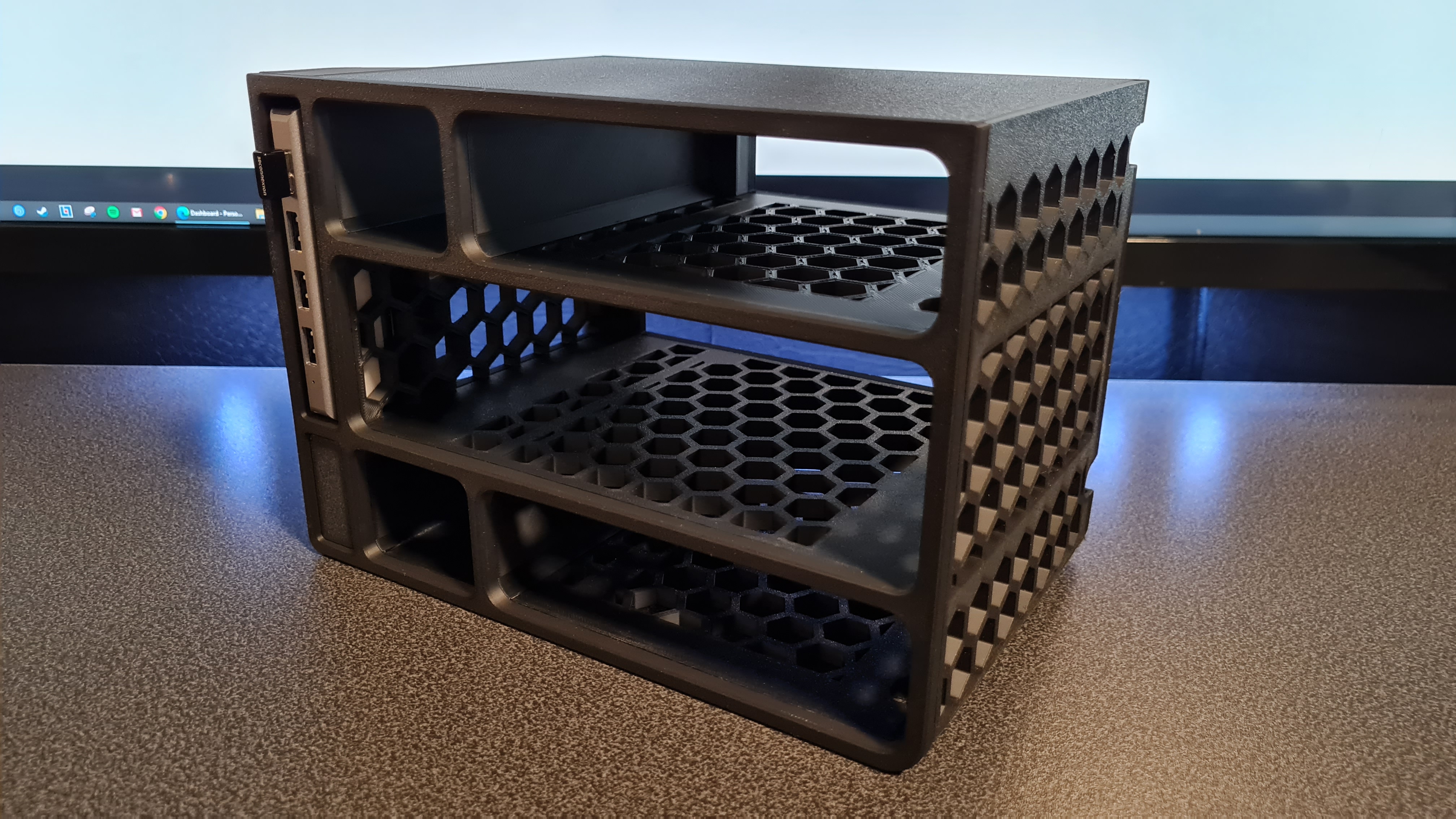 Dayton Audio Amplifier rack by Tomson Design | Download free STL model ...