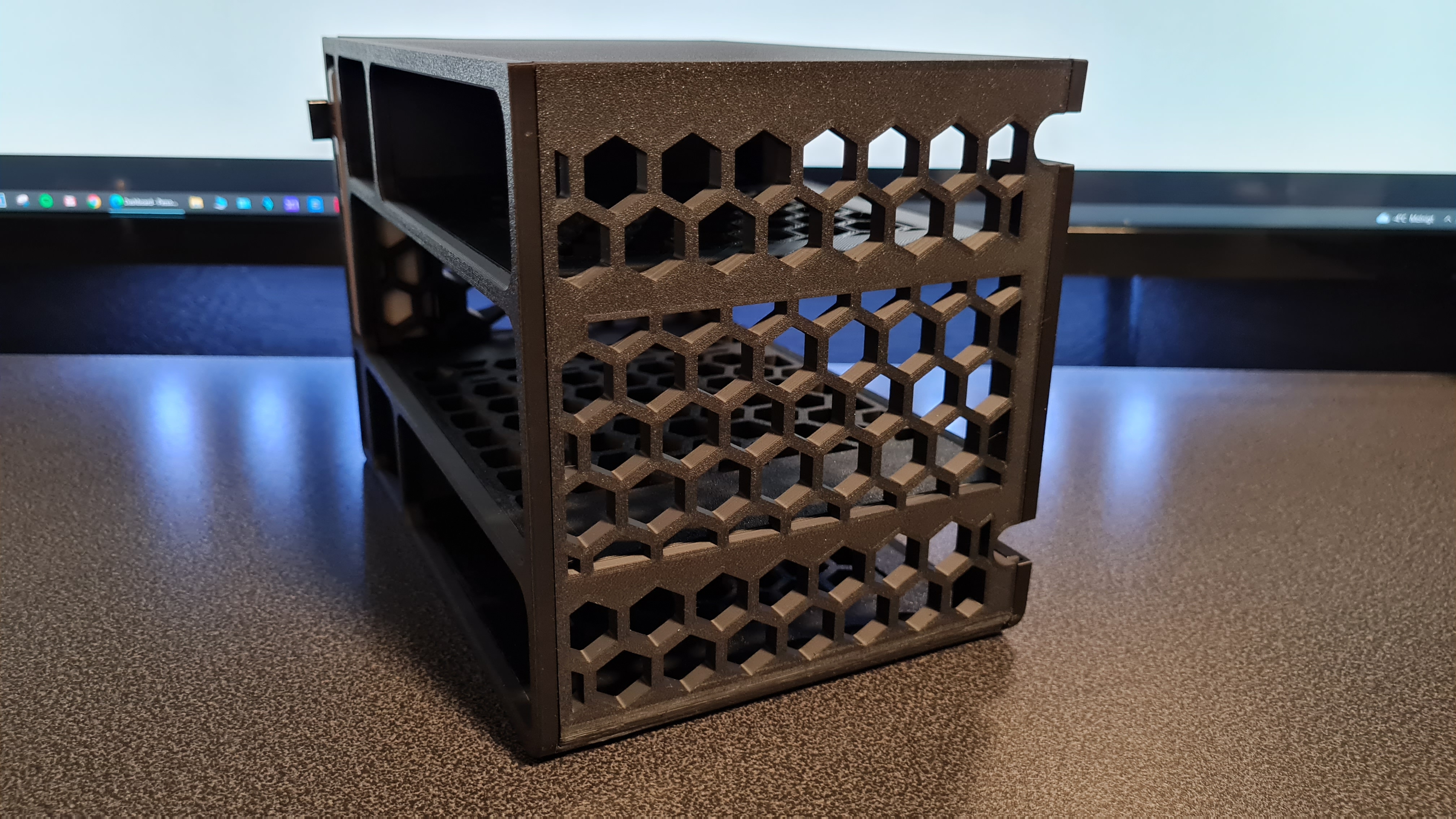 Dayton Audio Amplifier rack by Tomson Design | Download free STL model ...