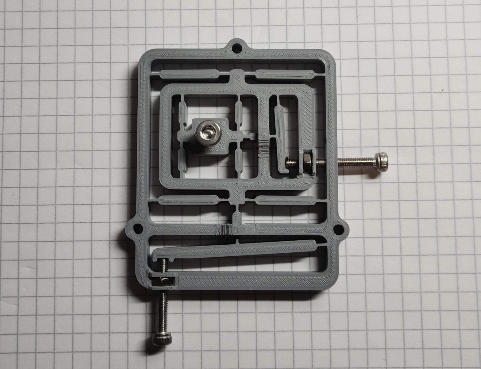 High-precision Compliant XY-Positioning Device by FabianVeile ...