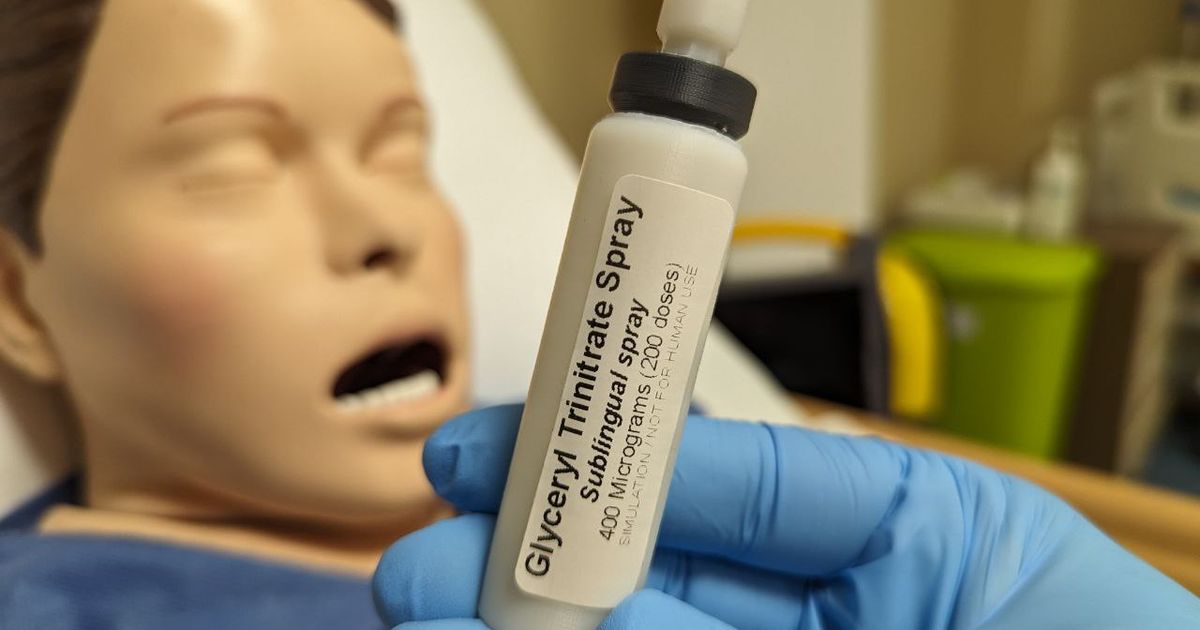 Glyceryl Trinitrate (GTN) Spray prop for healthcare simulation by Aleksandrs Oborins | Download ...