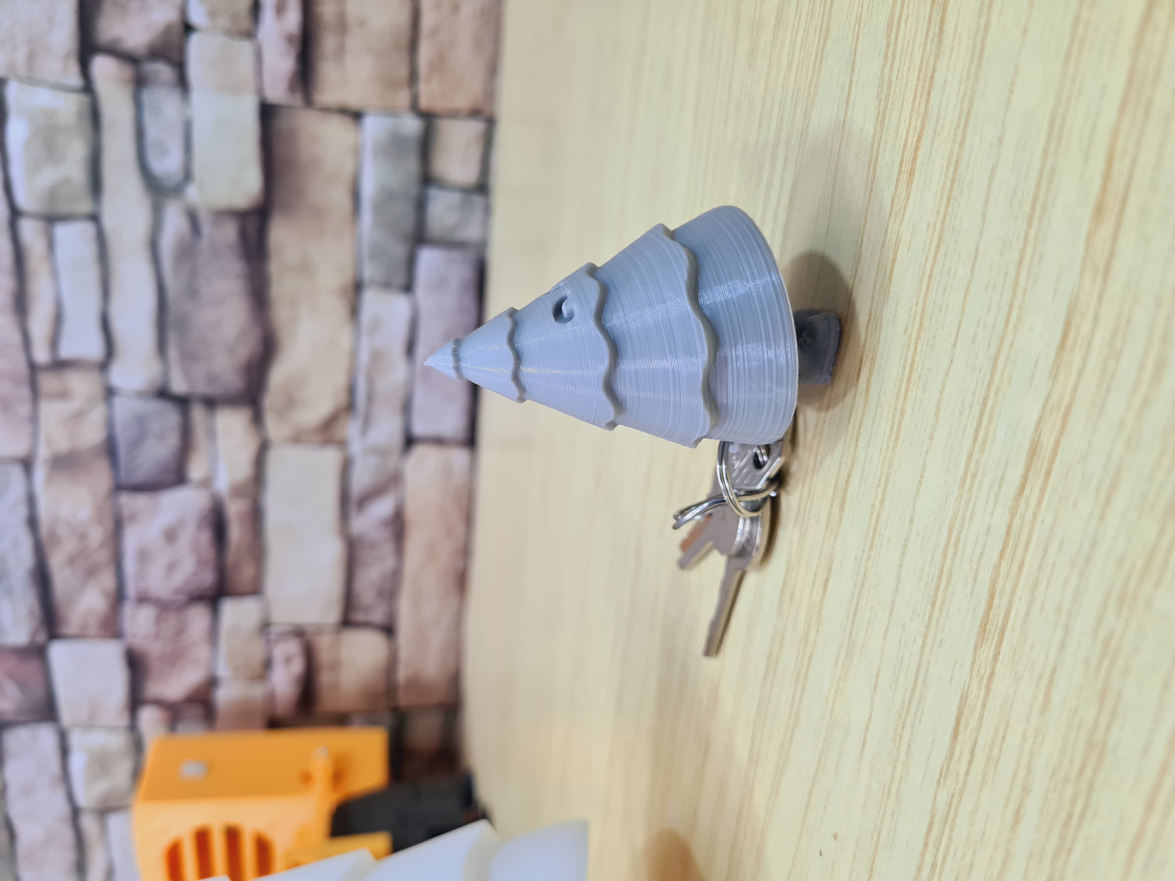 Christmas tree keychain with legs by Impresoen3d | Download free STL ...