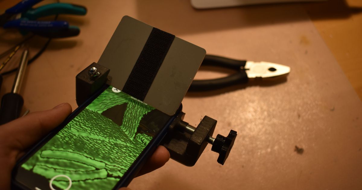 Universal Mirror Attachment for iPhone FaceID 3D Scanner by KubiV ...