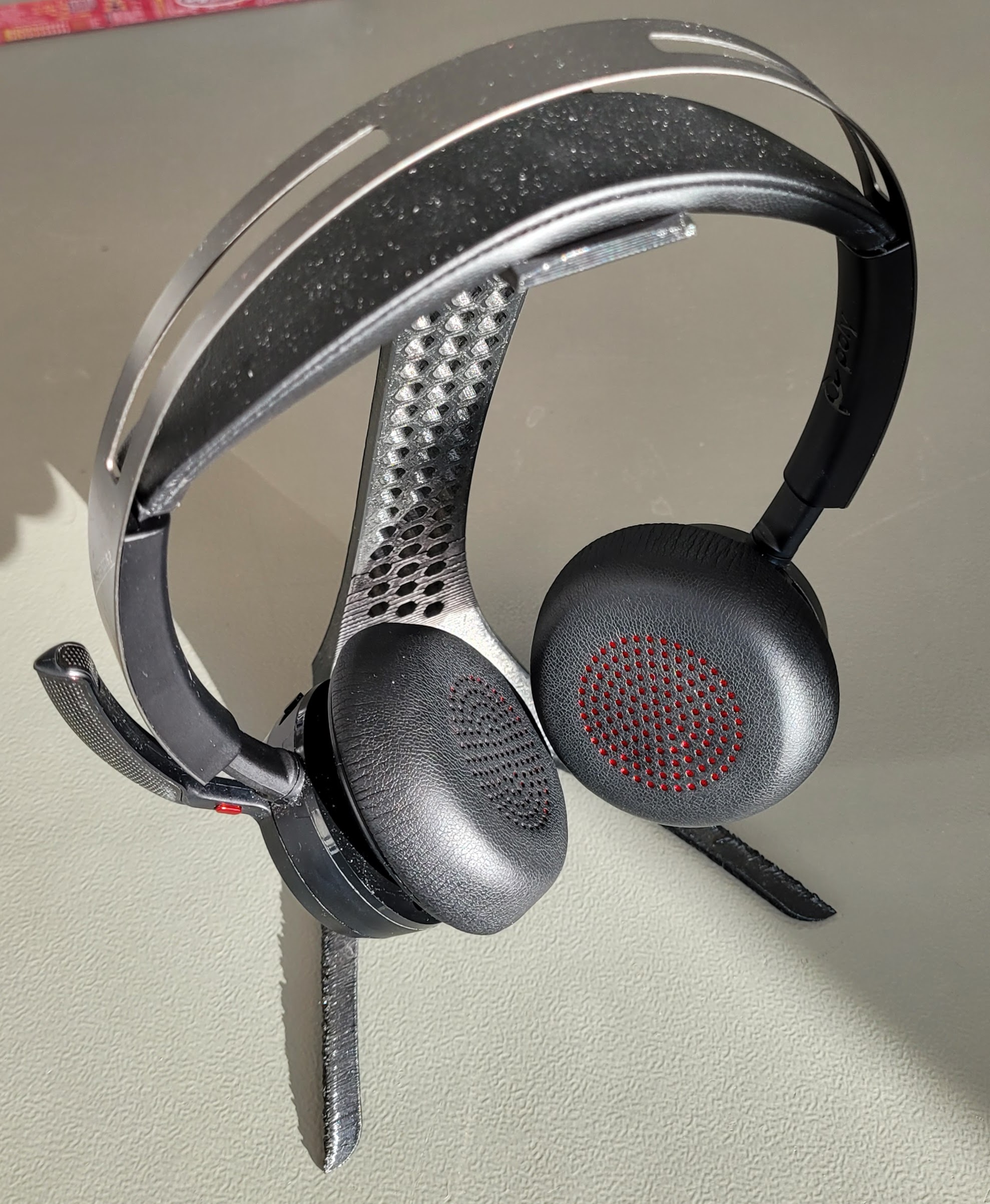 Headset Stand by AmyRayn | Download free STL model | Printables.com