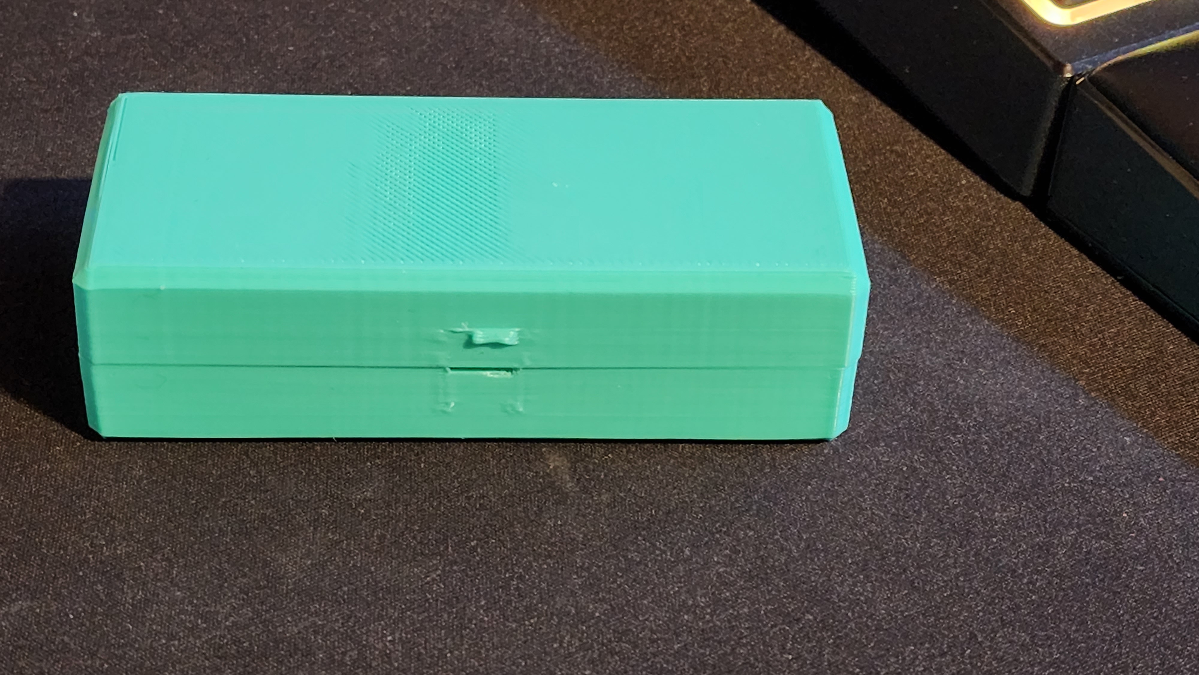 Micro & SD Card Box V2 by gamebae | Download free STL model ...