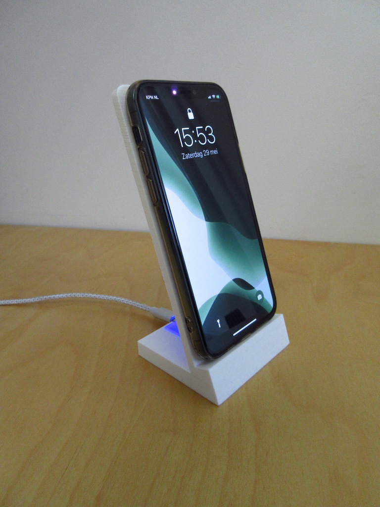 Wireless Charging Stand by edwinm | Download free STL model ...