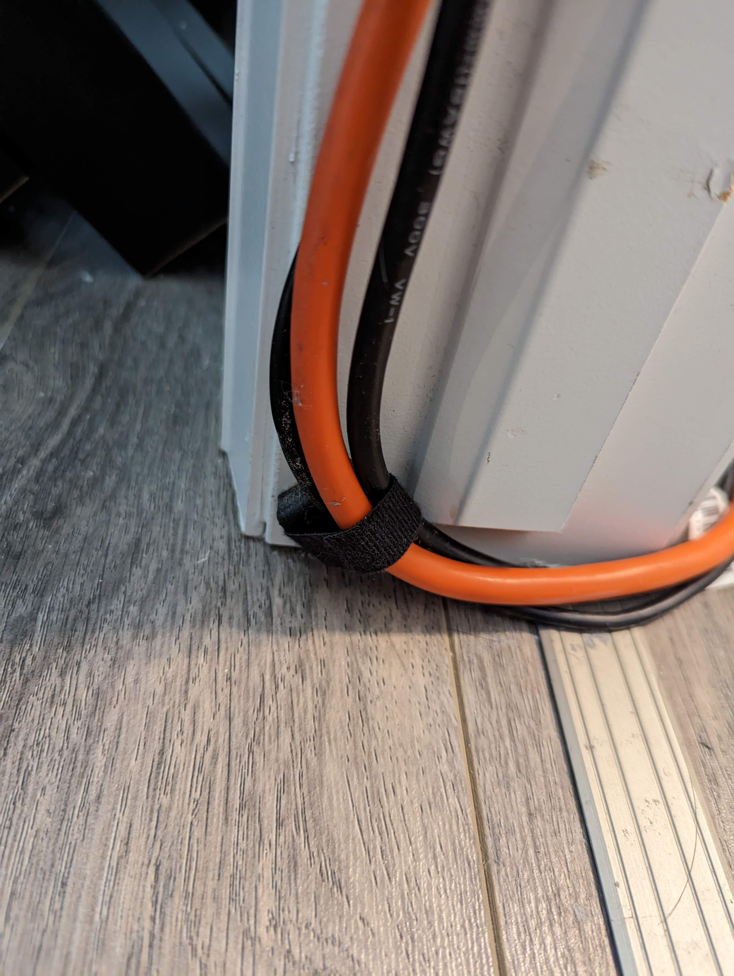 Velcro Clip Anchor by Printbyte | Download free STL model | Printables.com