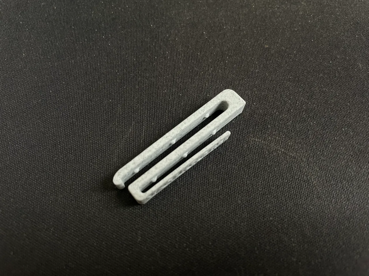 Belt clip by vojtz. | Download free STL model | Printables.com