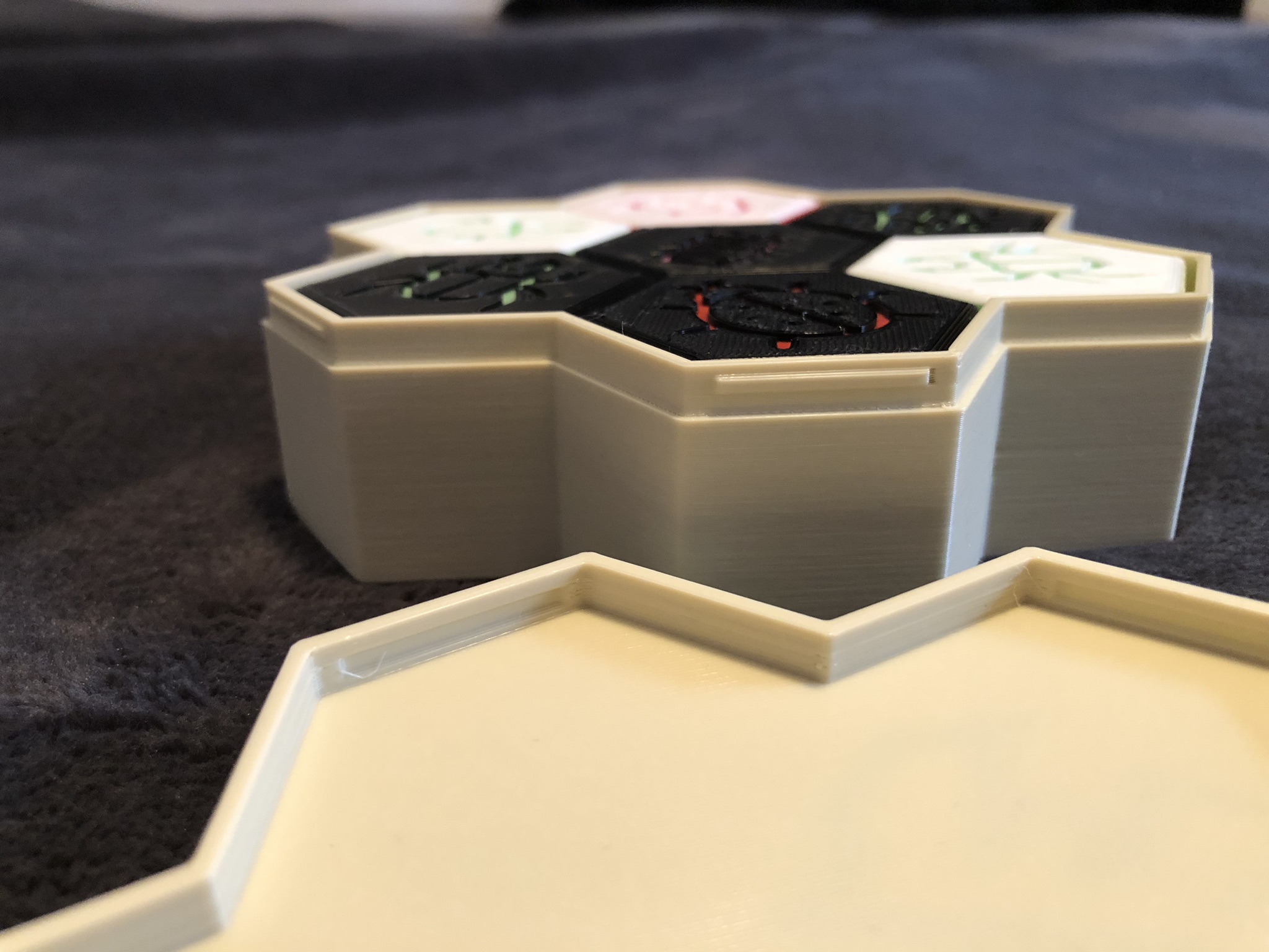 Hive Board Game - Swarm bugs design by MERoy | Download free STL model ...