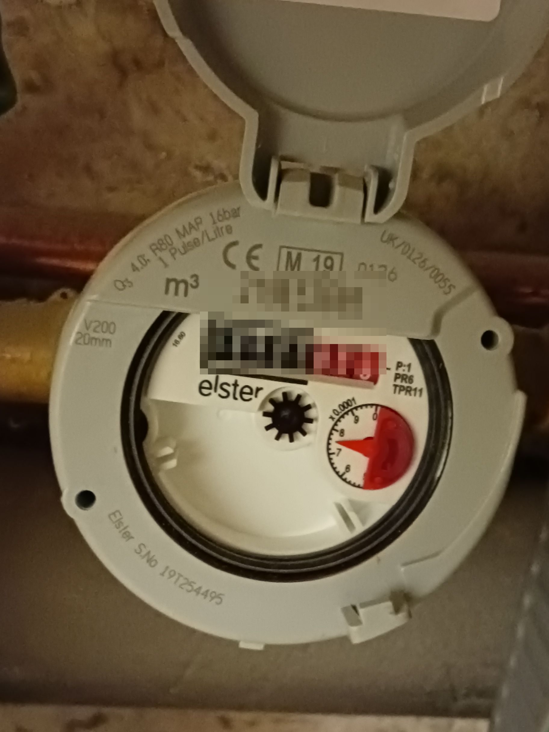 mount an ESP32CAM on the elster V200 Wasserzähler watermeter by ...