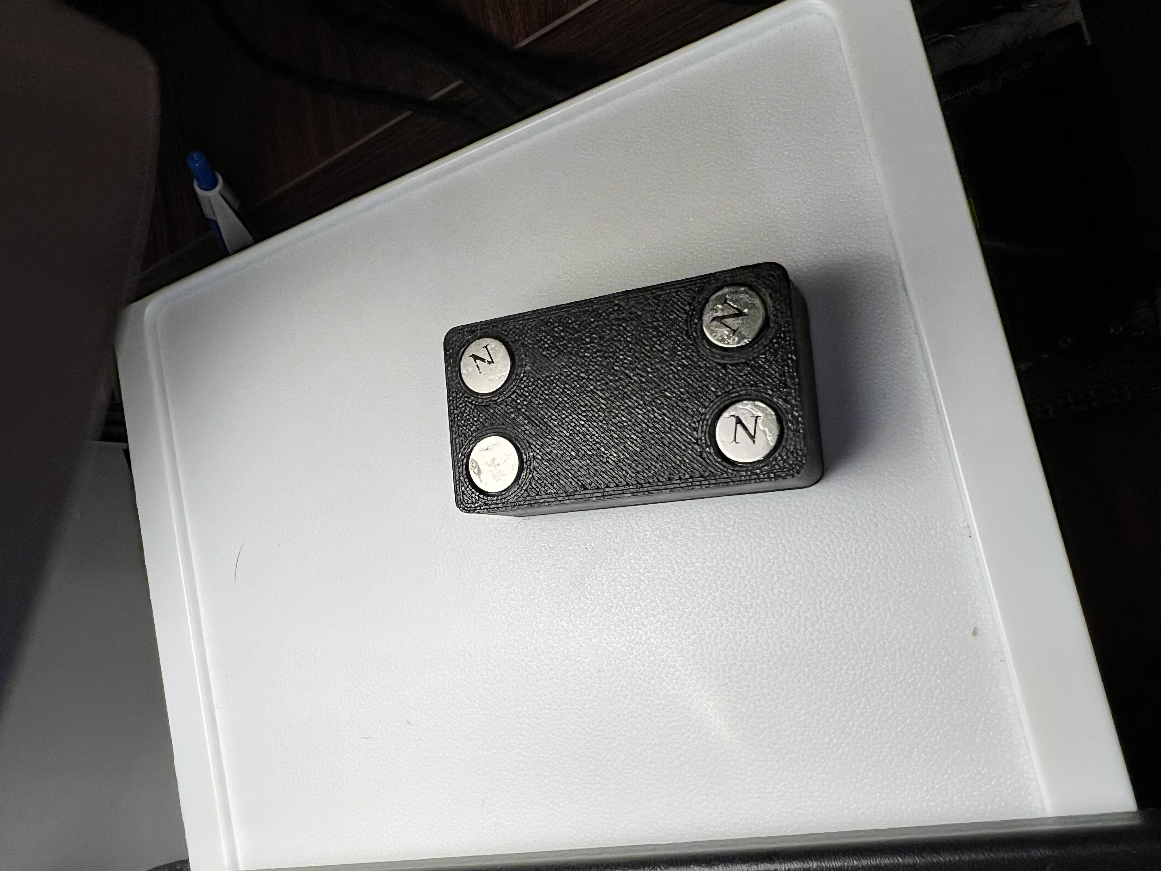 Magnetic Key Case w/ Sliding Lid by ez8853 | Download free STL model ...