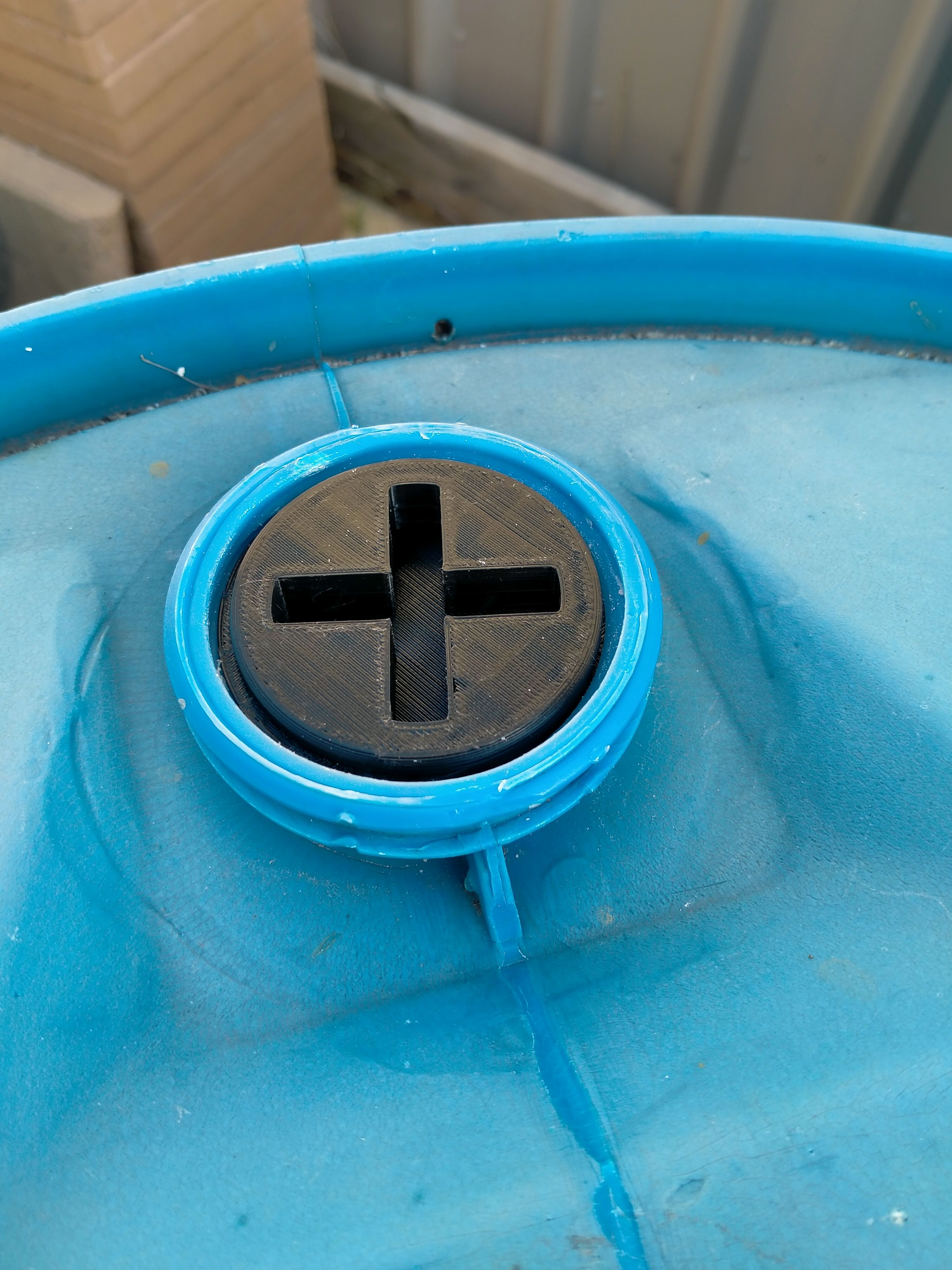 Poly Barrel Bung Cap & Wrench (cross pattern) by Mearcat | Download ...