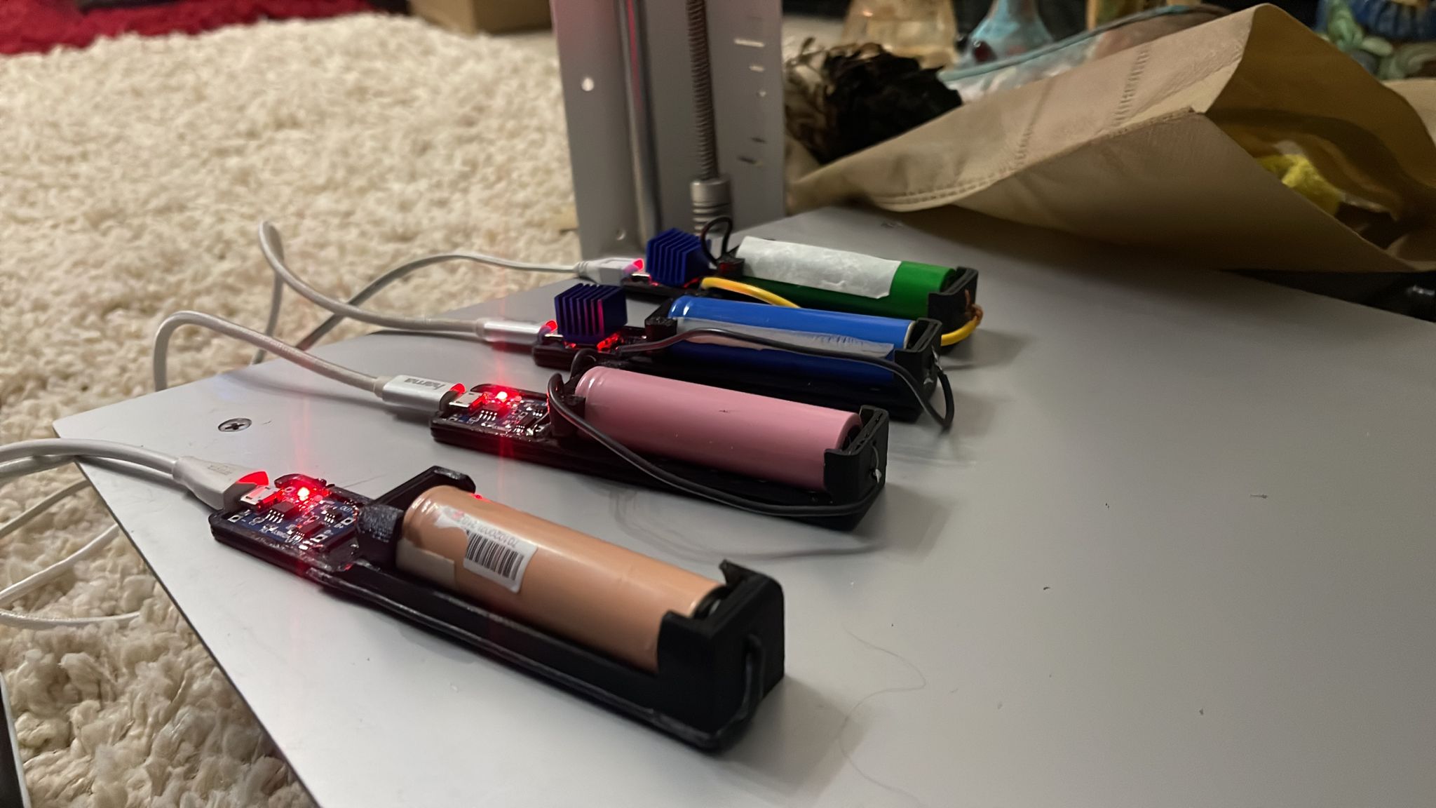 Print in place spring loaded 18650 Battery cell holder / charger TP4056 ...