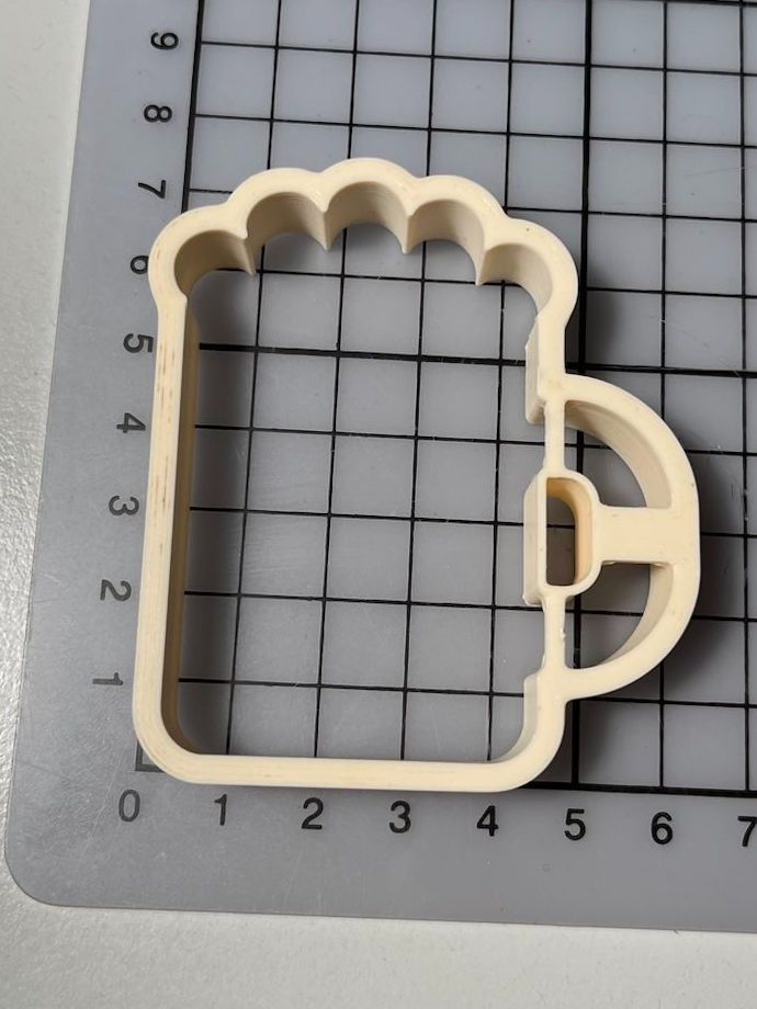 Beer gingerbread cutter by Honzinator | Download free STL model ...