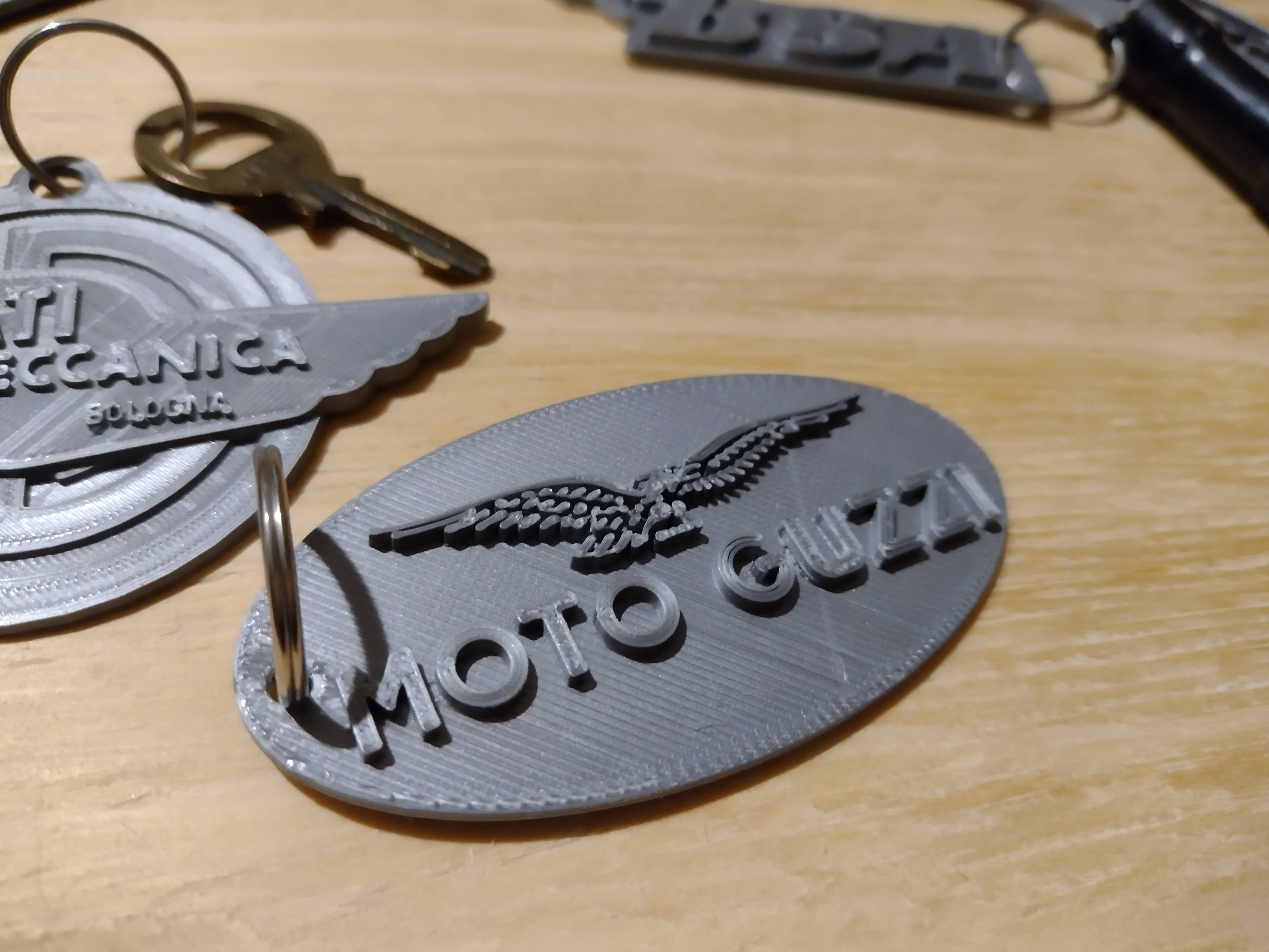 Retro Motorcycle brands keychains by Adrián | Download free STL model ...