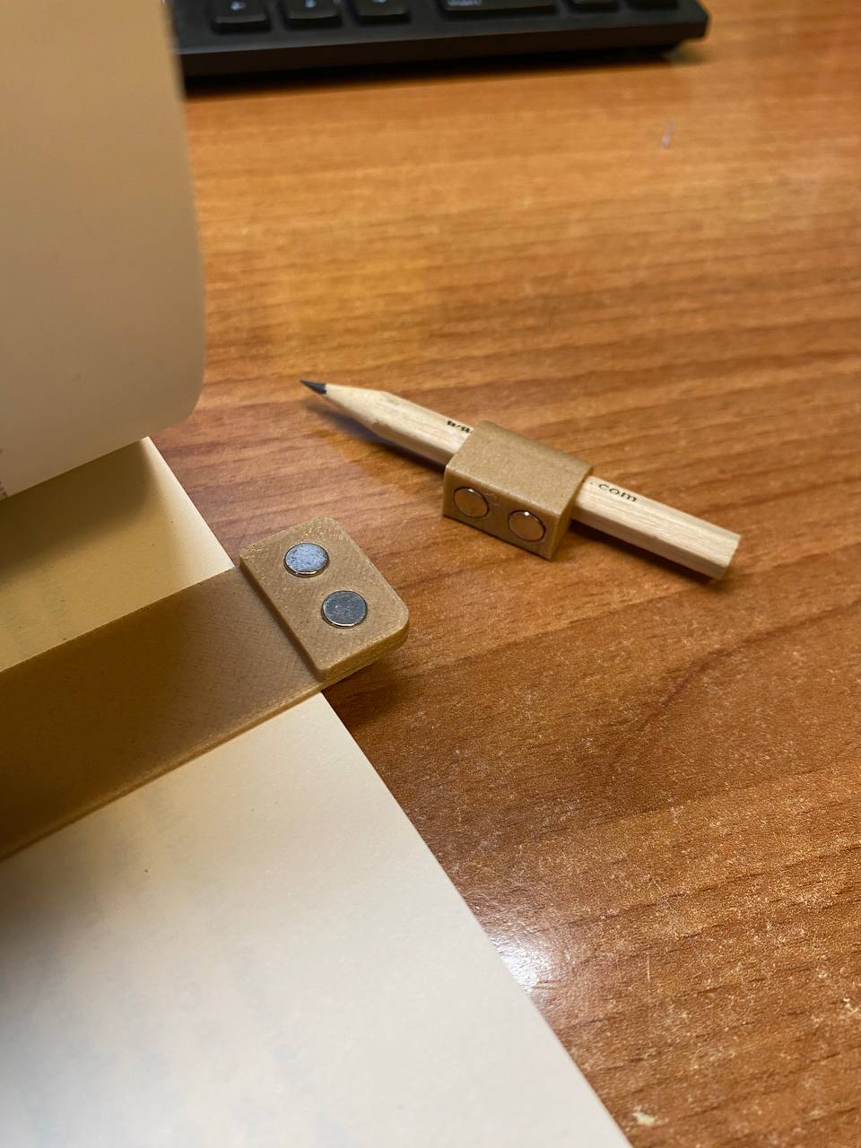 Magnetic Bookmark with Pencil Holder by giacomopeli | Download free STL ...