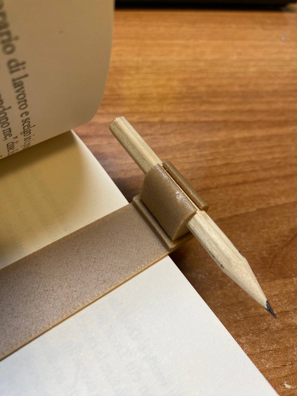 Magnetic Bookmark with Pencil Holder by giacomopeli | Download free STL ...