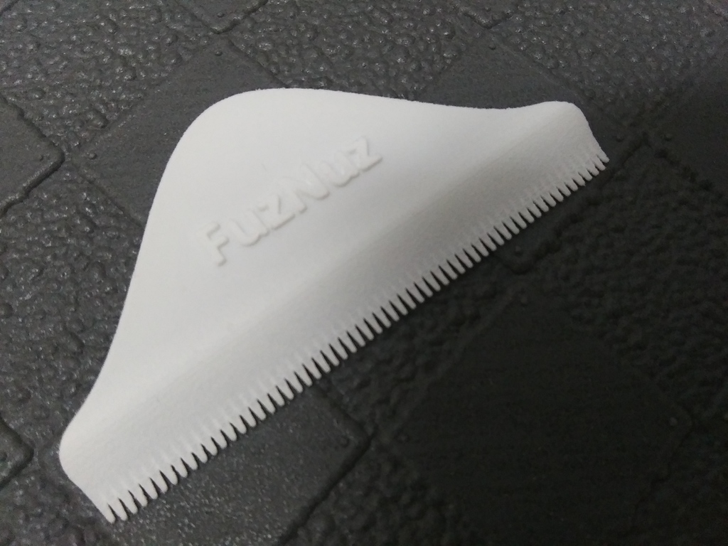 FuzNuz Bot Fly Scraper by FuzNuz Horse Equipment | Download free STL ...