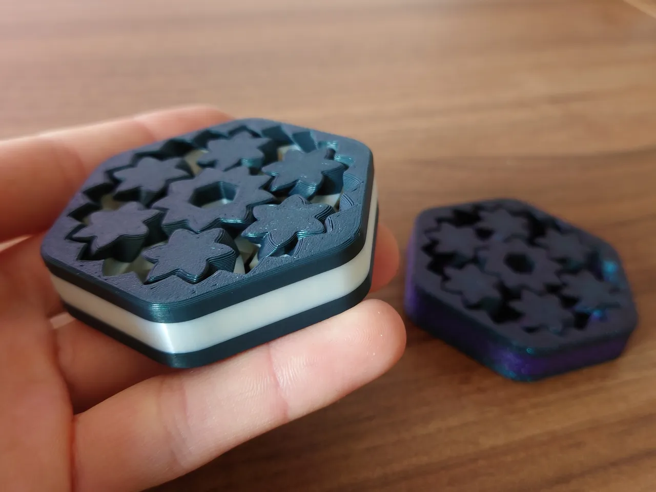 Hexagonal Planetary Fidget Spinner by Waschtl | Download free STL model ...