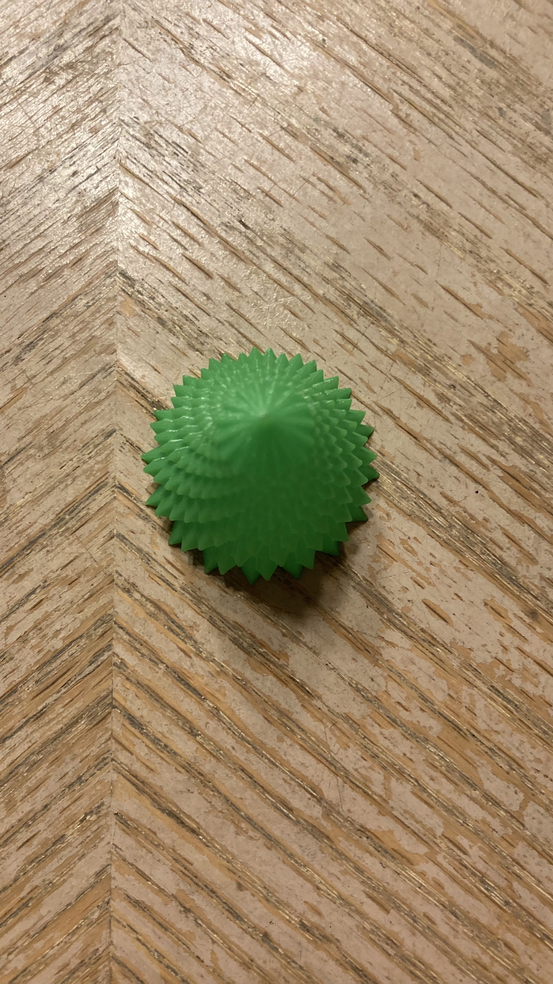 Spiky twisted vase mode Christmas tree by SnobbishGoose | Download free ...