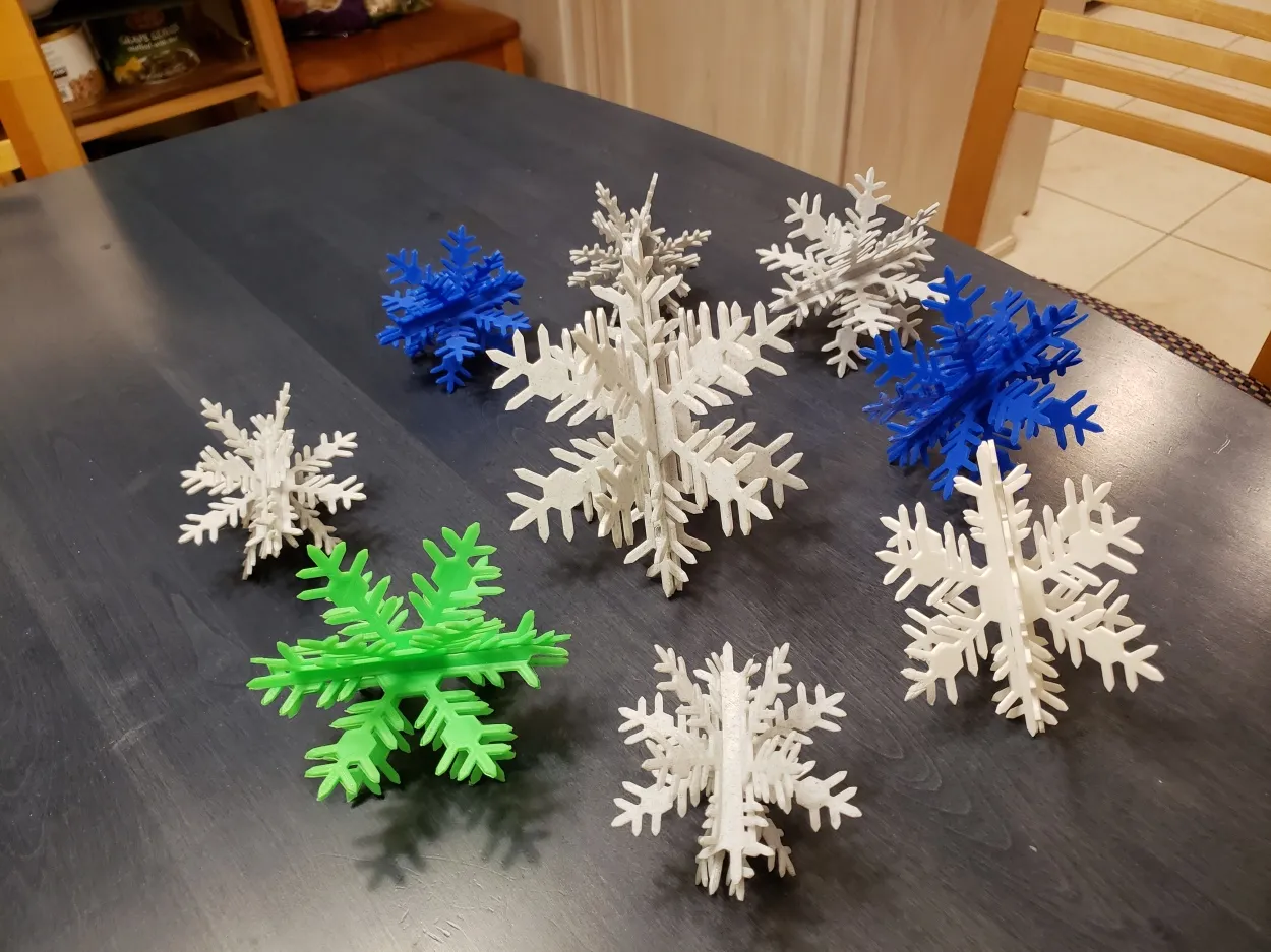 3D Snowflake Ornament in Three Pieces by Casper_FH | Download free STL ...
