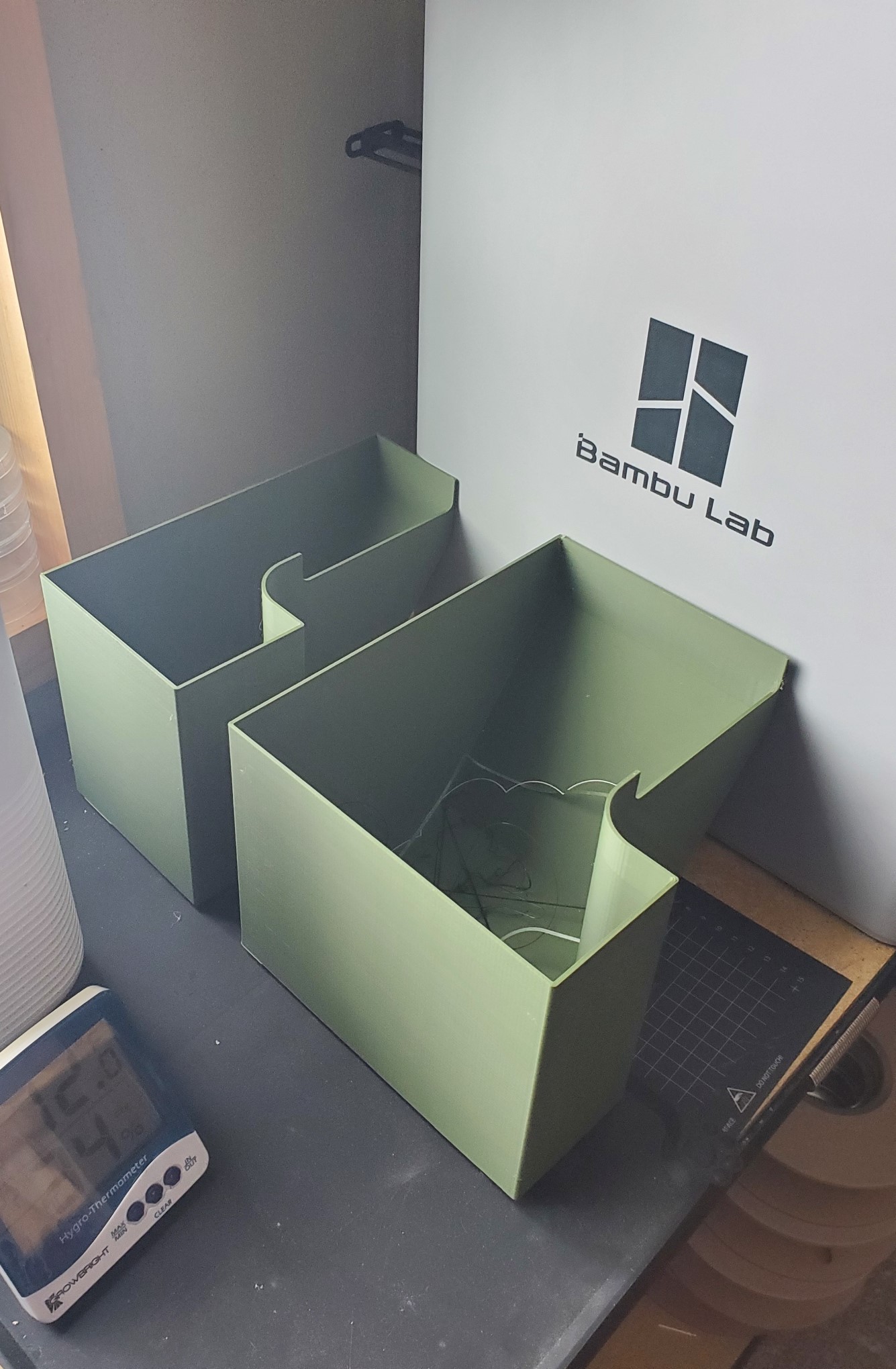 Bambu Lab Purge/Poop Bin for X1 or X1C by KeyboardCrawlin | Download free STL model | Printables.com