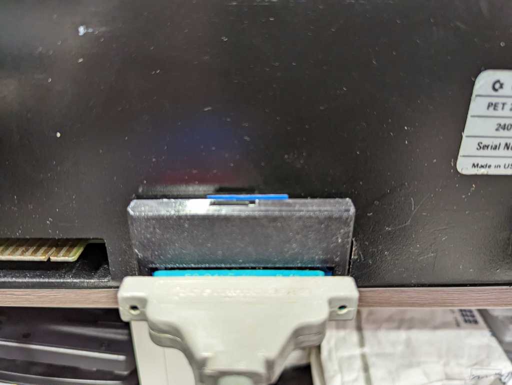 PETDisk MAX v 2.0 Case - Commodore PET SD Card Reader by colin.j.haynes ...