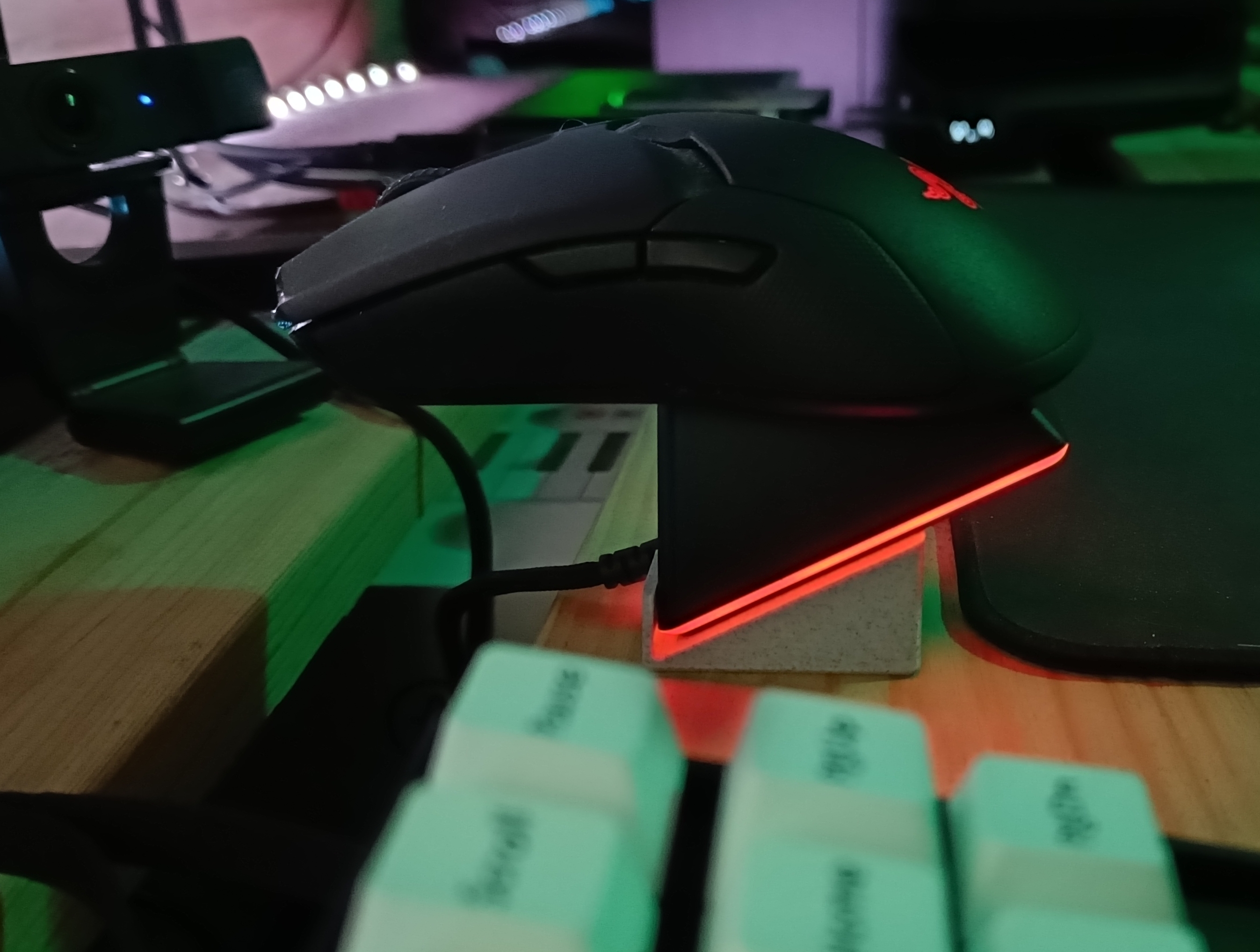 Razer Mouse Docking Stand by Turnfarmer | Download free STL model ...