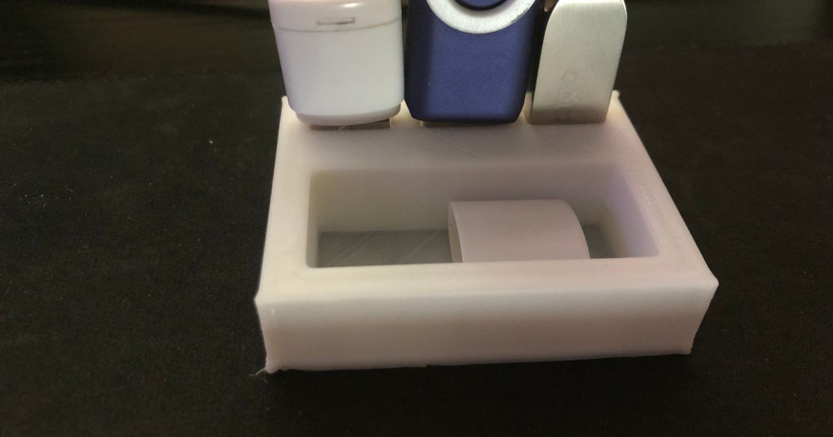 Usb holder by DarthVad3r26 | Download free STL model | Printables.com