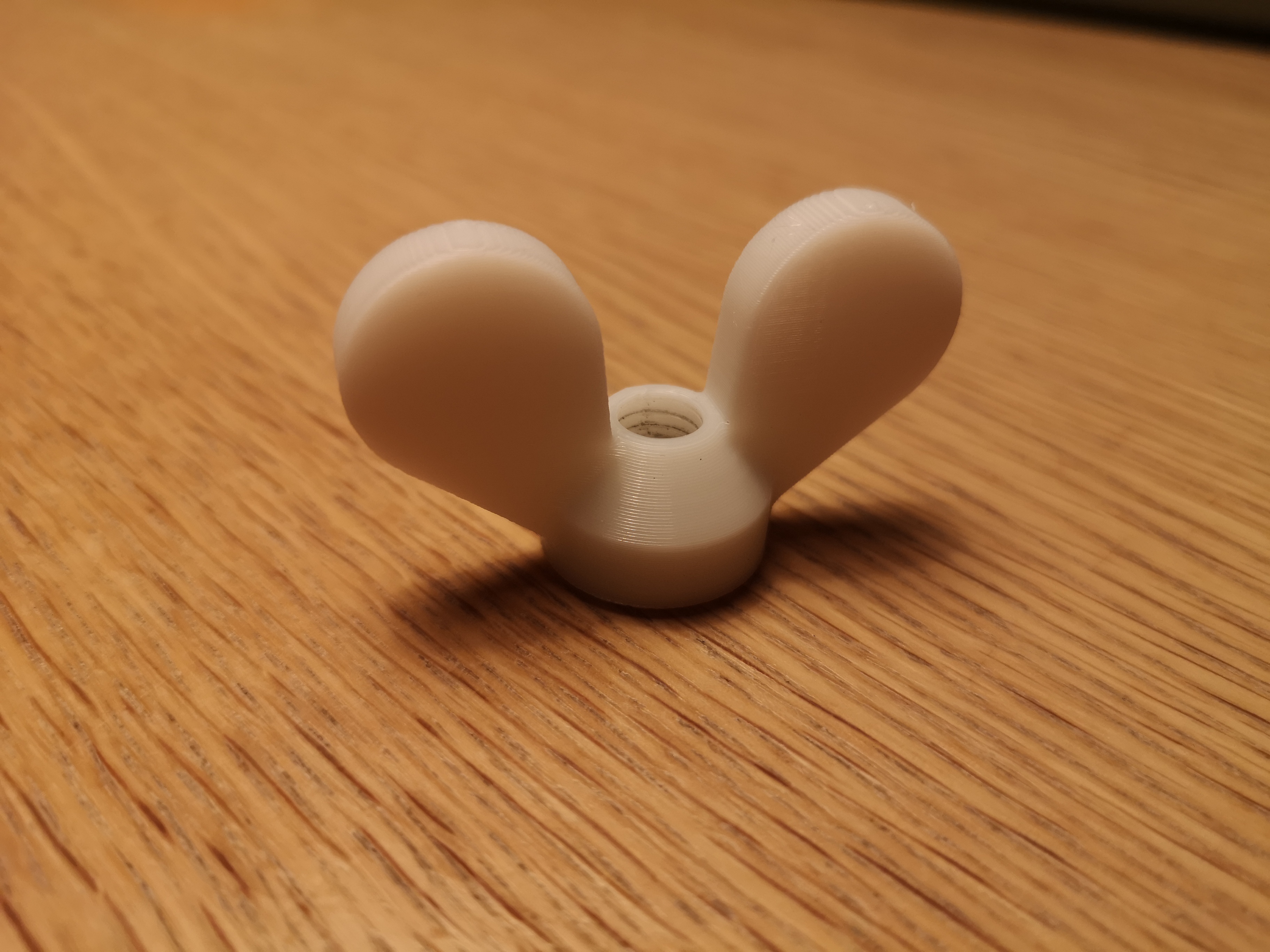 Wingnut for M7 nut by Martin Funderud Gimse | Download free STL model ...