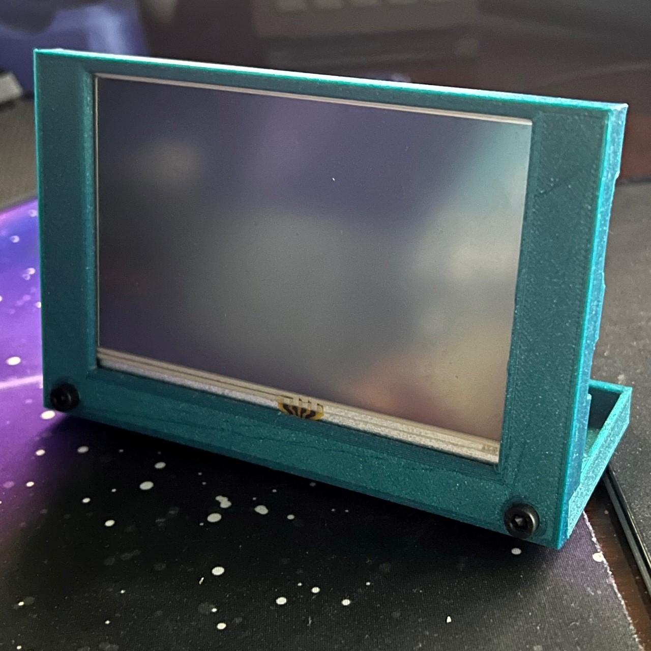 5 Inch Screen Stand by Liqueseous | Download free STL model ...
