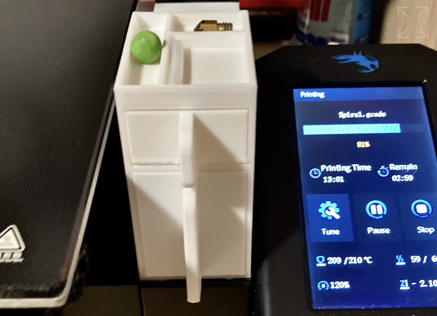 Ender 3V2 - Cabinet right side by Preston Antler | Download free STL ...
