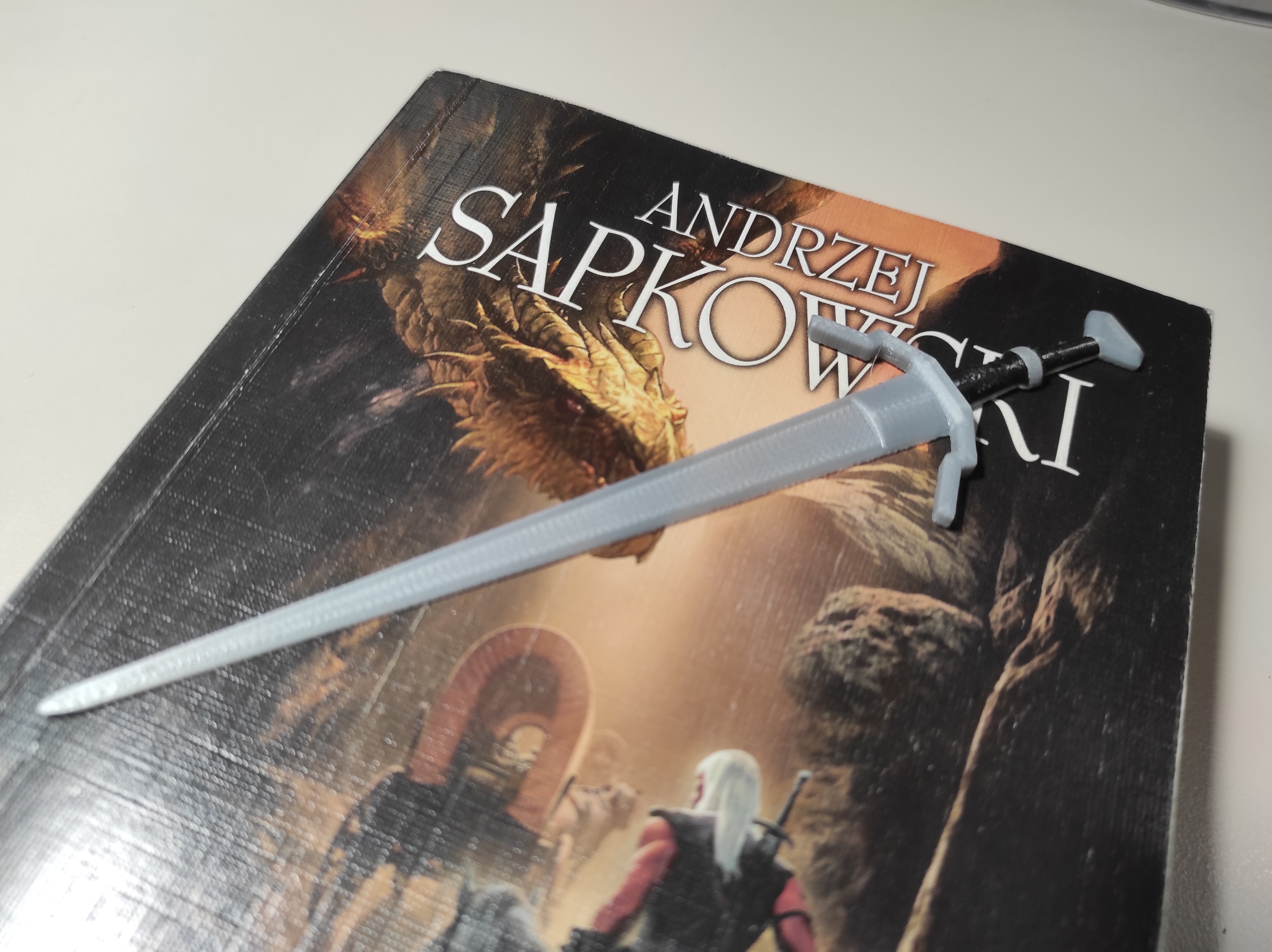 The Witcher Swords Bookmarks par Kuba Smołka | Téléchargez gratuitement ...