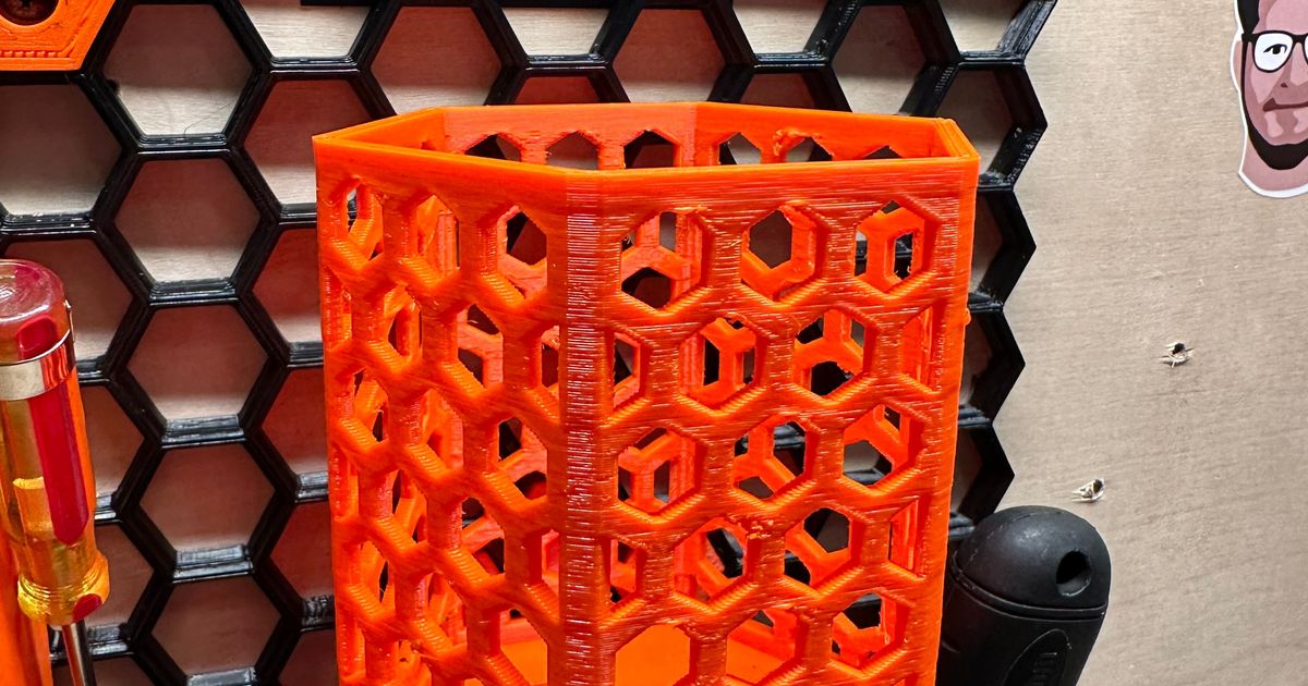 Honeycomb Cup by Rob Beast (All Things STL) | Download free STL model ...