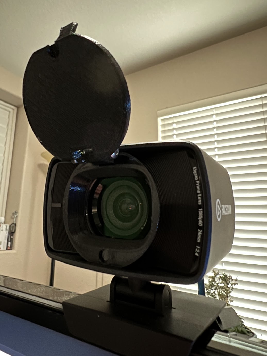 Elgato Facecam Flip Cover by Kyle Falconer | Download free STL model ...