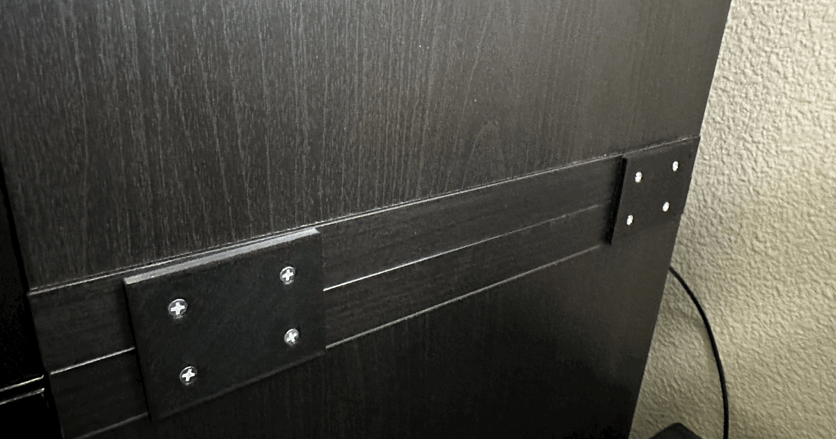 Ikea Besta Cabinet Stacking Plate by Randy Lovin | Download free STL ...