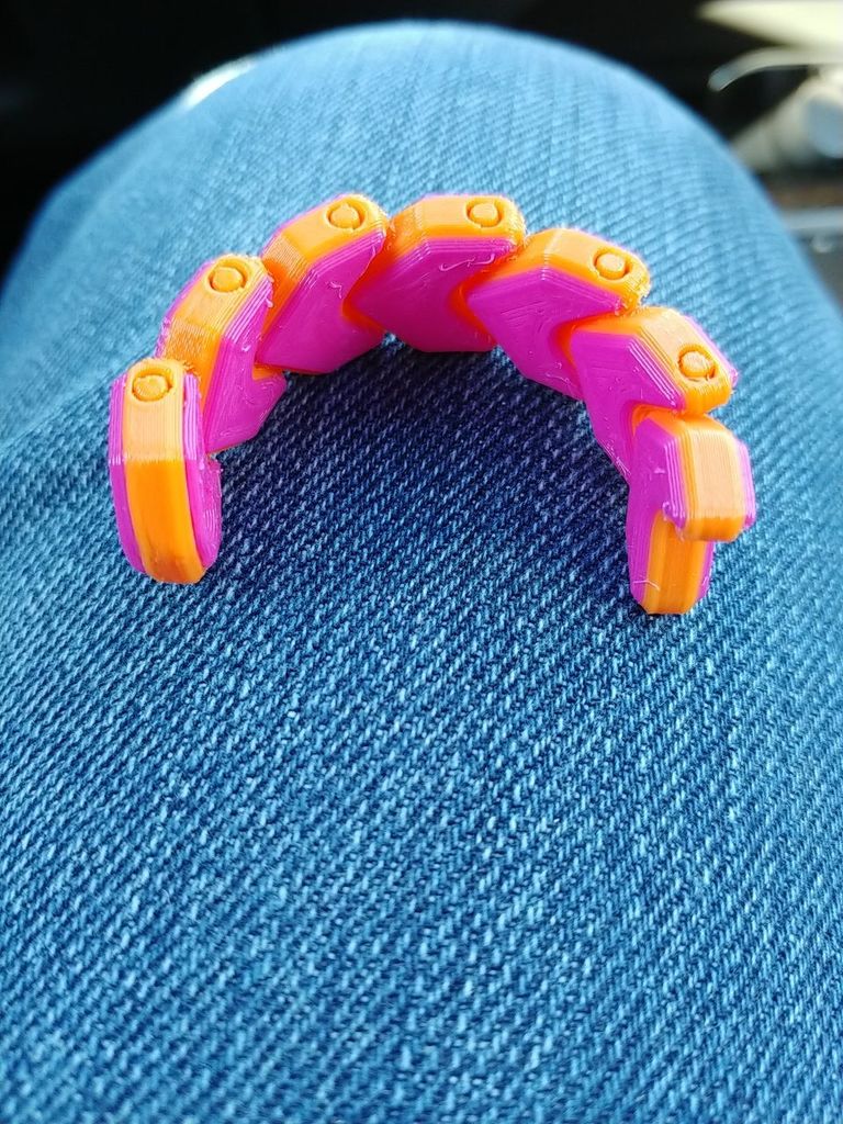 Keychain Snake Fidget / Snake Toy by Mistertech | Download free STL ...