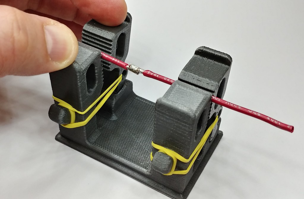 Soldering Helping Hands (quicker print) by Mistertech | Download free ...