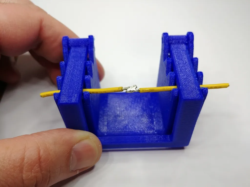 Soldering Helping Hands by Mistertech | Download free STL model ...