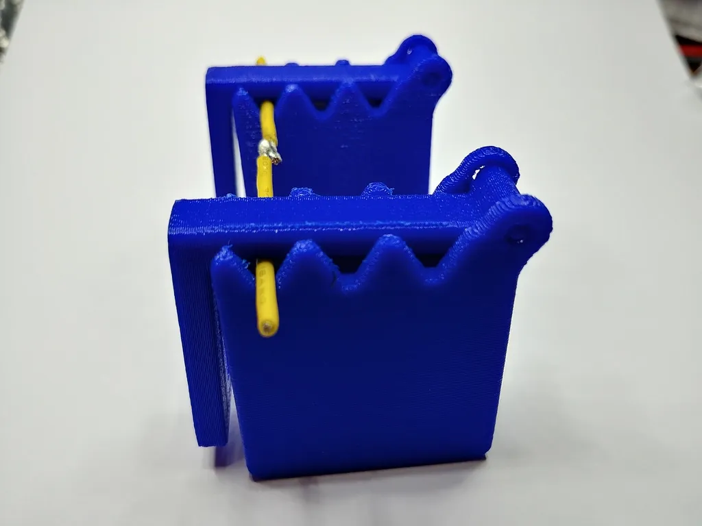 Soldering Helping Hands by Mistertech | Download free STL model ...
