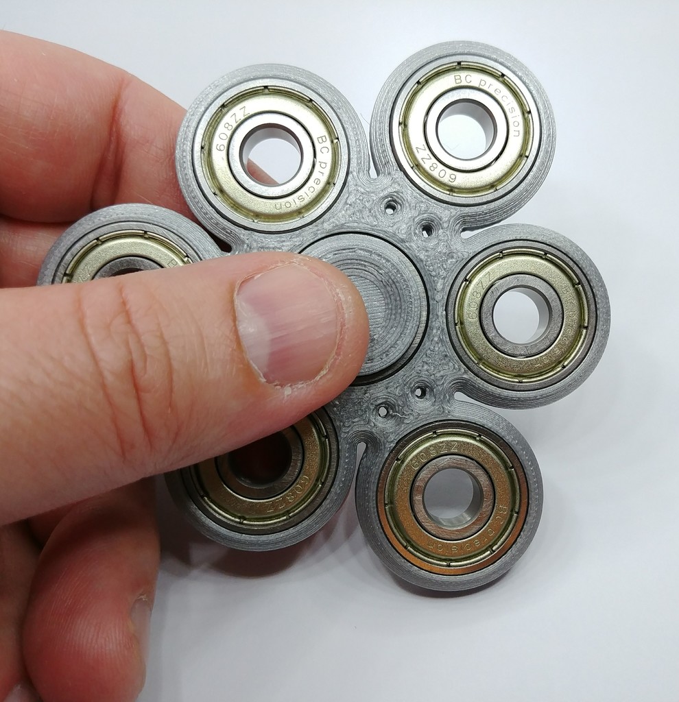 6 Planet Fidget Spinner (Triangular) by Mistertech | Download free STL ...