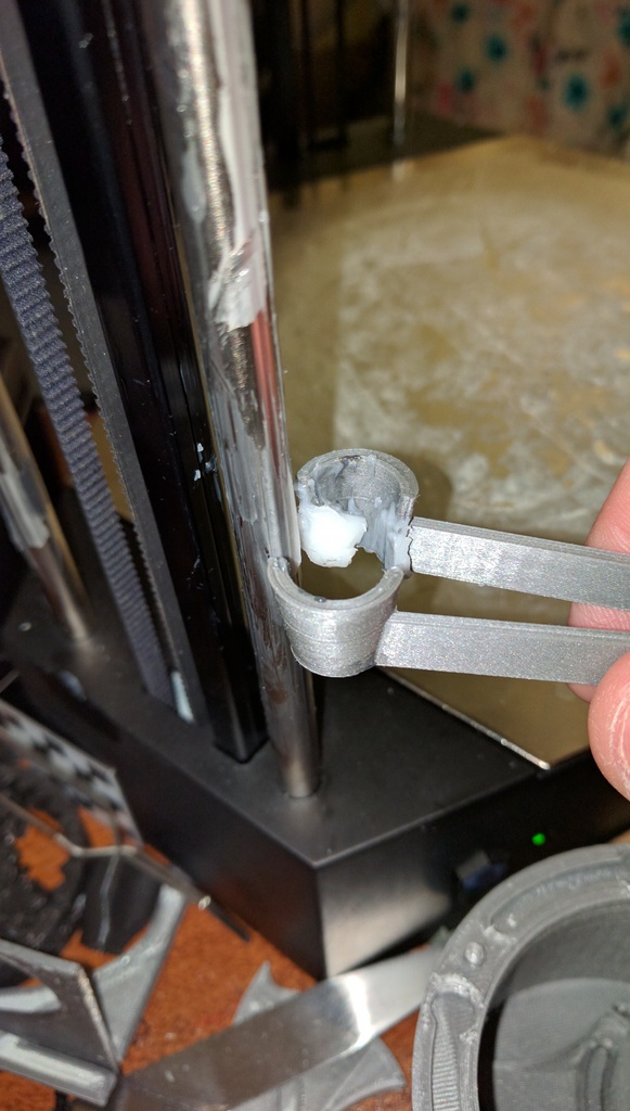 Greasing Tongs (for greasing your 3D printer rods) by Mistertech ...