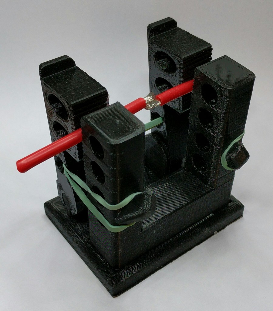 Soldering Clamp (Helping Hands) by Mistertech | Download free STL model ...